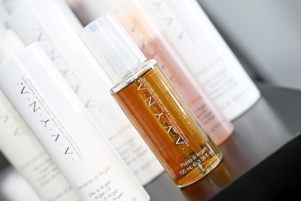 BENEFICIOS DEL ARGÁN EN TU CABELLO – AvynaBeauty